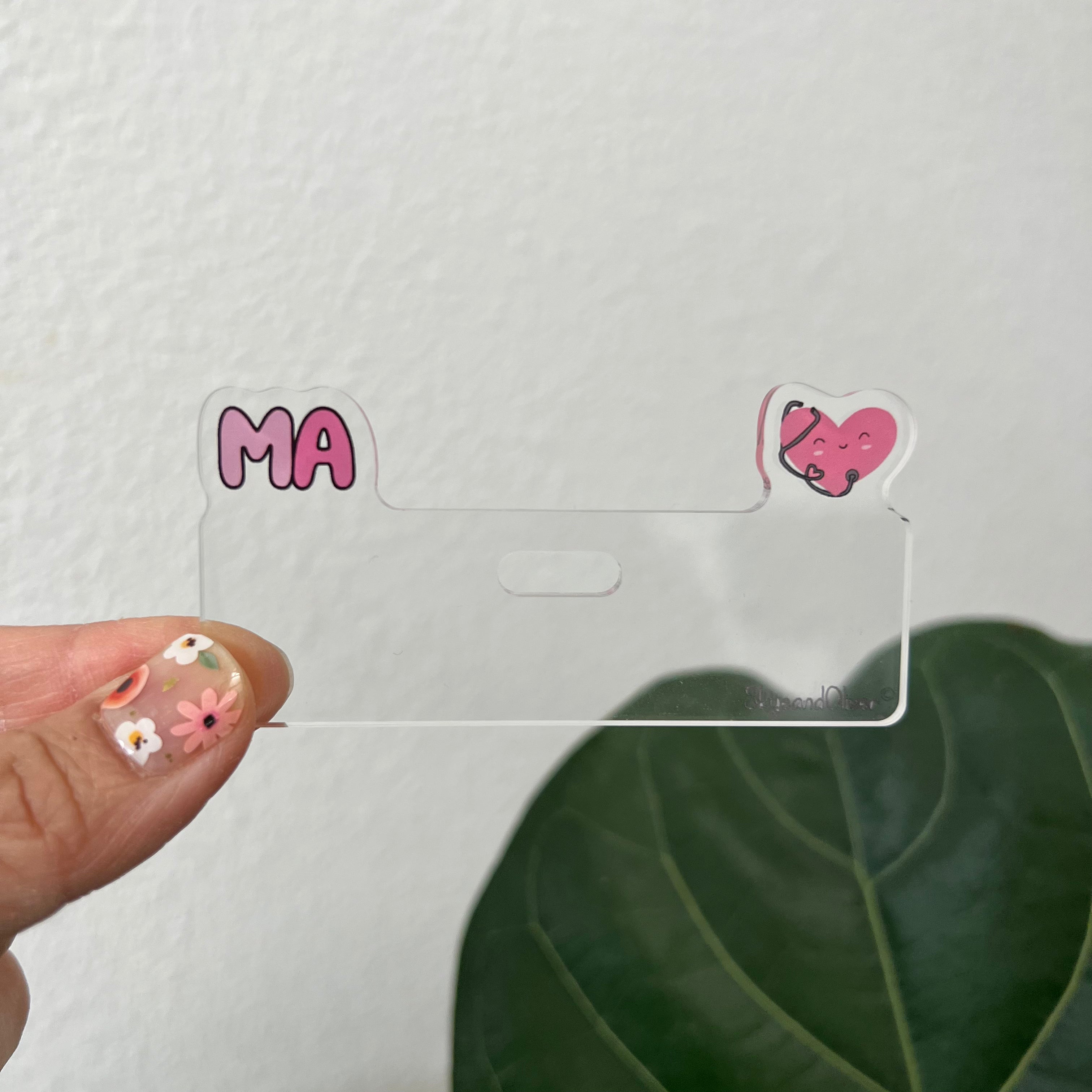 Badge Topper: MA – Skye and Oliver